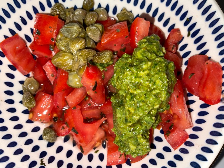 Tomato Salsa with Wild Garlic Pesto and Capers