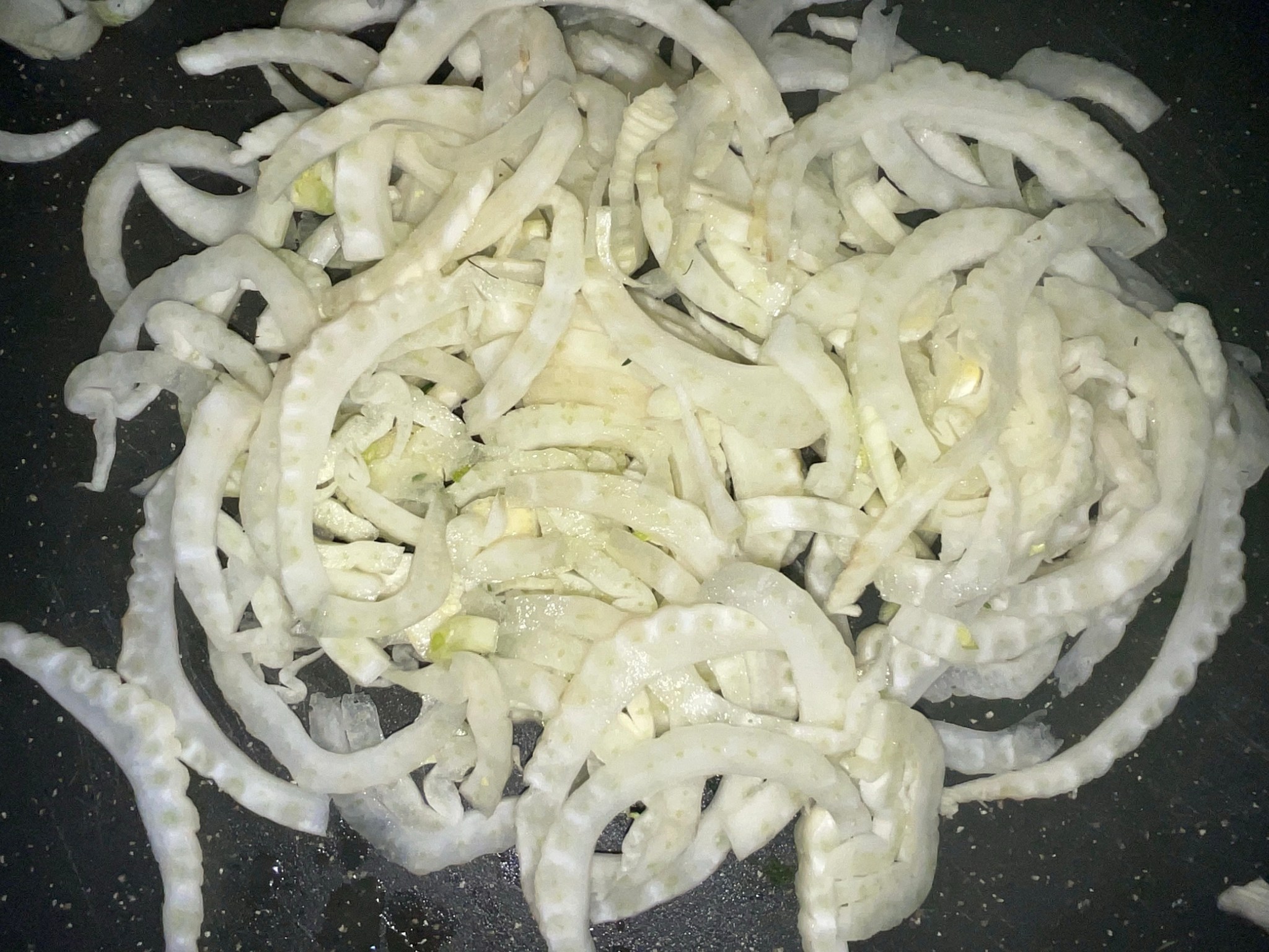 Hot Smoked Trout and Fennel Salad with a Dill, Chive and Lemon Dressing ...